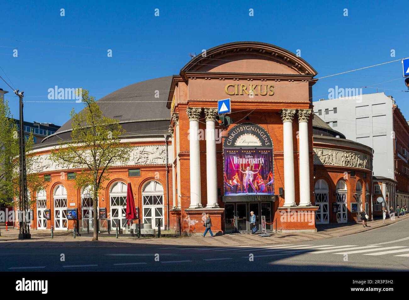 Cirkus hi-res stock photography and images - Alamy