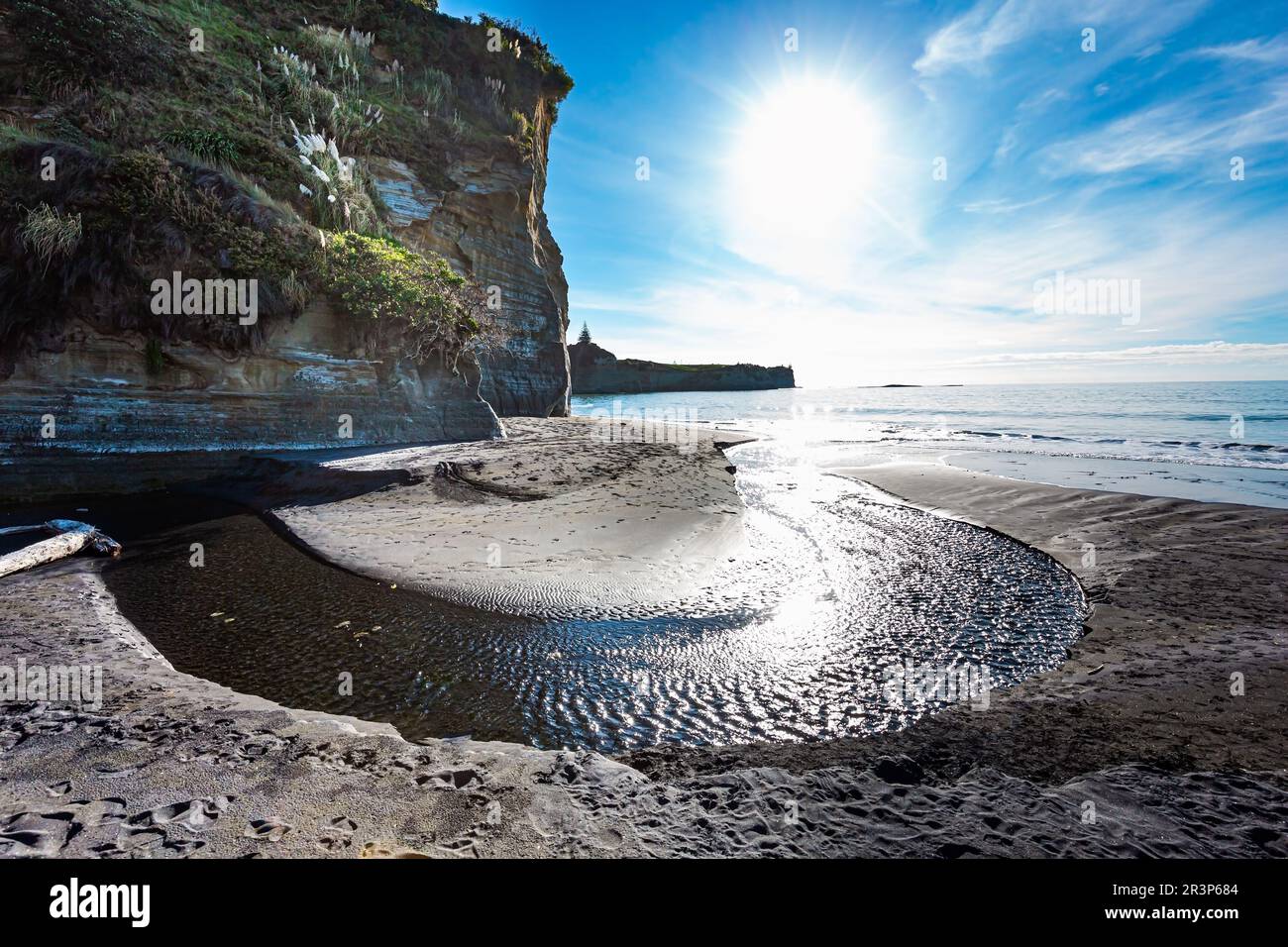 Sheer White Cliffs of the Pacific Stock Photo - Alamy