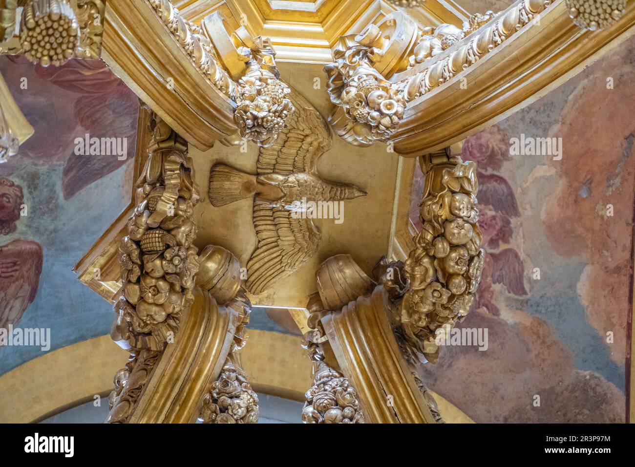Napoleon's tomb at Les invalides museum Stock Photo - Alamy