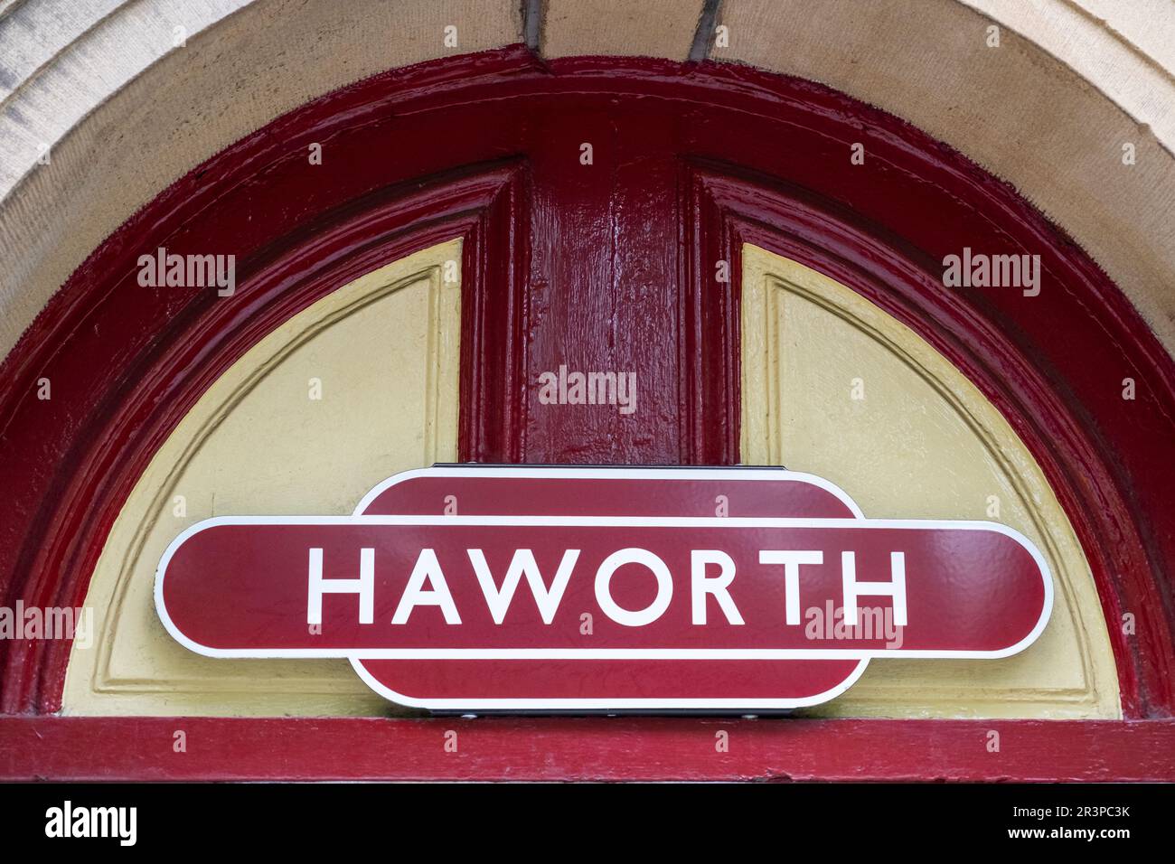 Haworth Train Station on the Keighley Worth Valley Railway line Stock ...