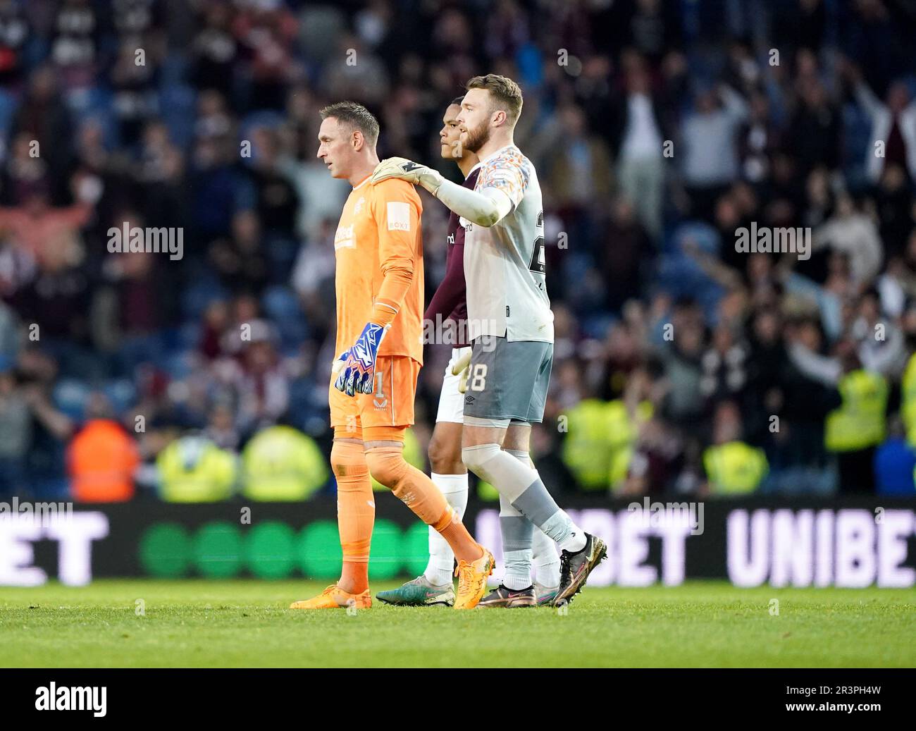 Rangers goalkeeper Allan McGregor greets Heart of Midlothian goalkeeper ...