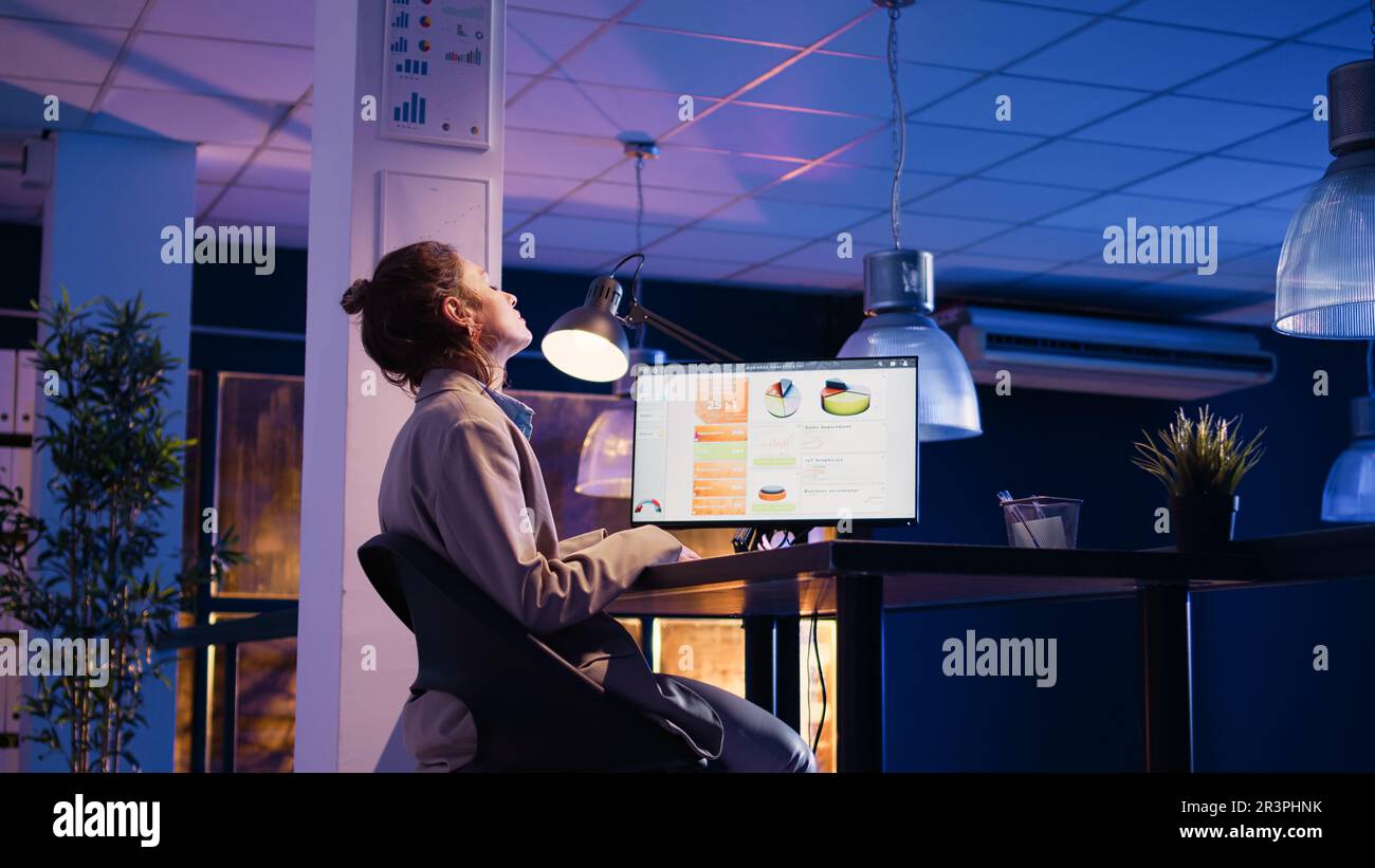 Young employee yawning feeling sleepy hi-res stock photography and ...