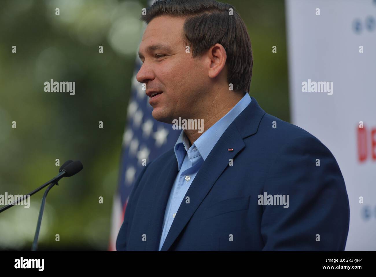 Ron desantis news media hi-res stock photography and images - Alamy