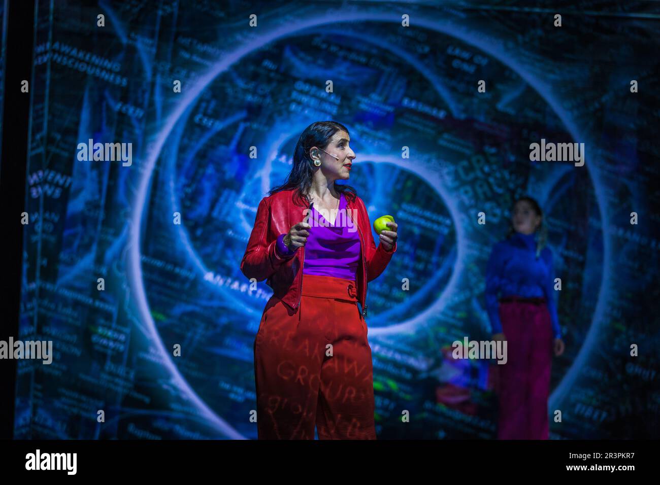 Mindfuck hi-res stock photography and images - Alamy