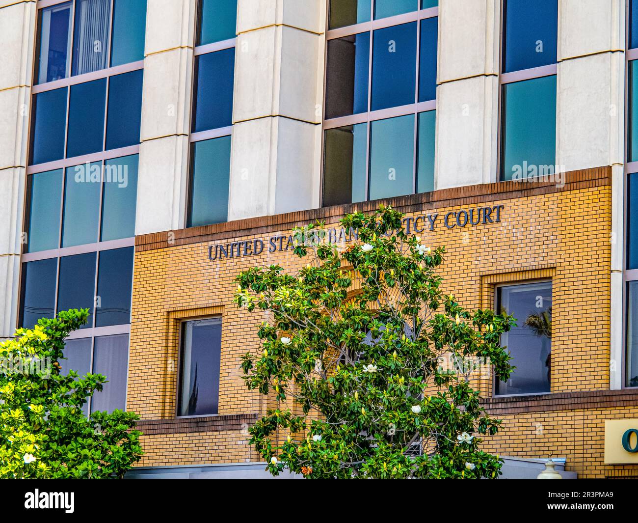 Bankruptcy court hi-res stock photography and images - Alamy
