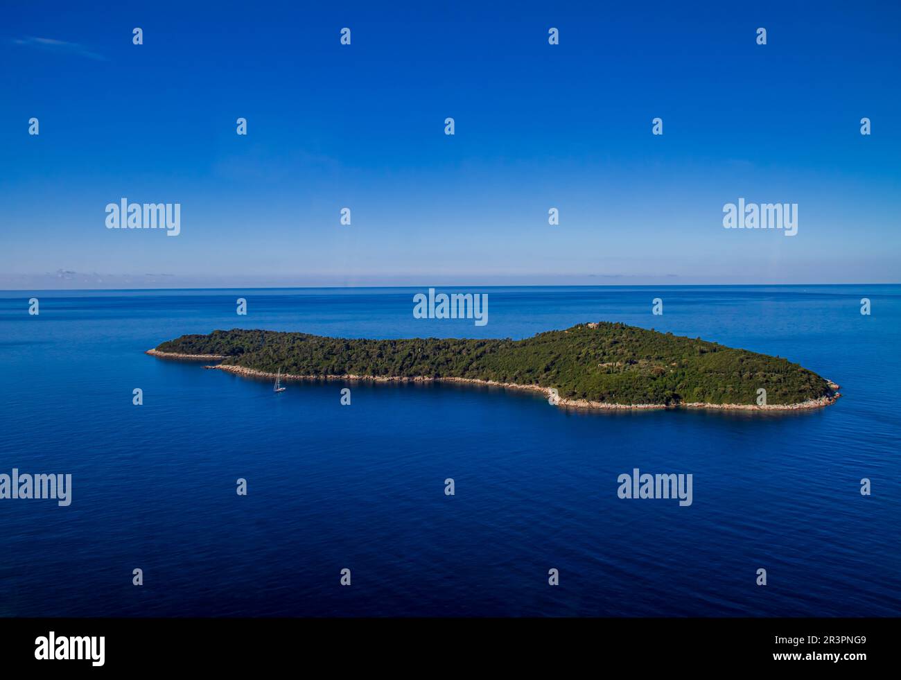 Lush islands hi-res stock photography and images - Alamy