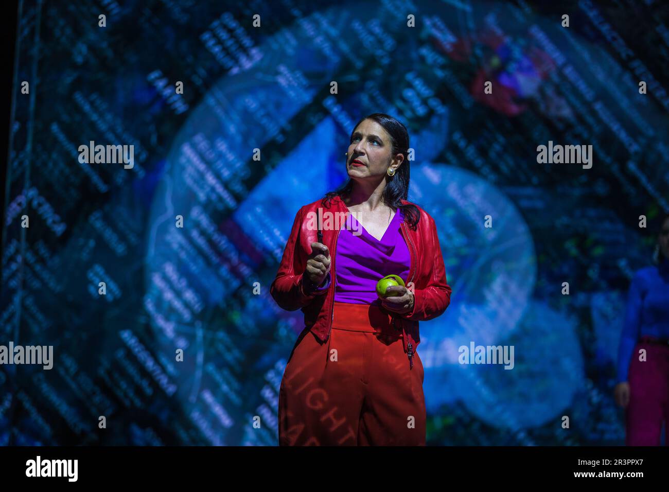 Mindfuck hi-res stock photography and images - Alamy