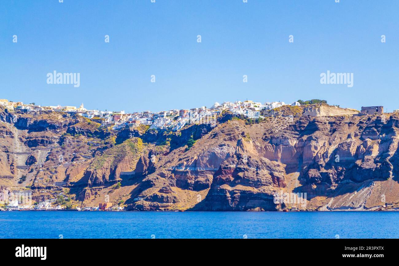 Santorini caldera edge villages hi-res stock photography and images - Alamy