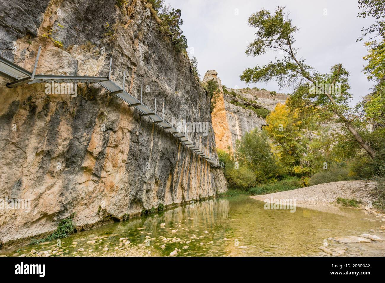 Viaduct gateway pasarela pontoon hi-res stock photography and images ...