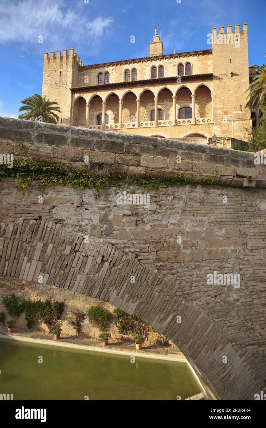 Palacio mediterraneo hi-res stock photography and images - Alamy
