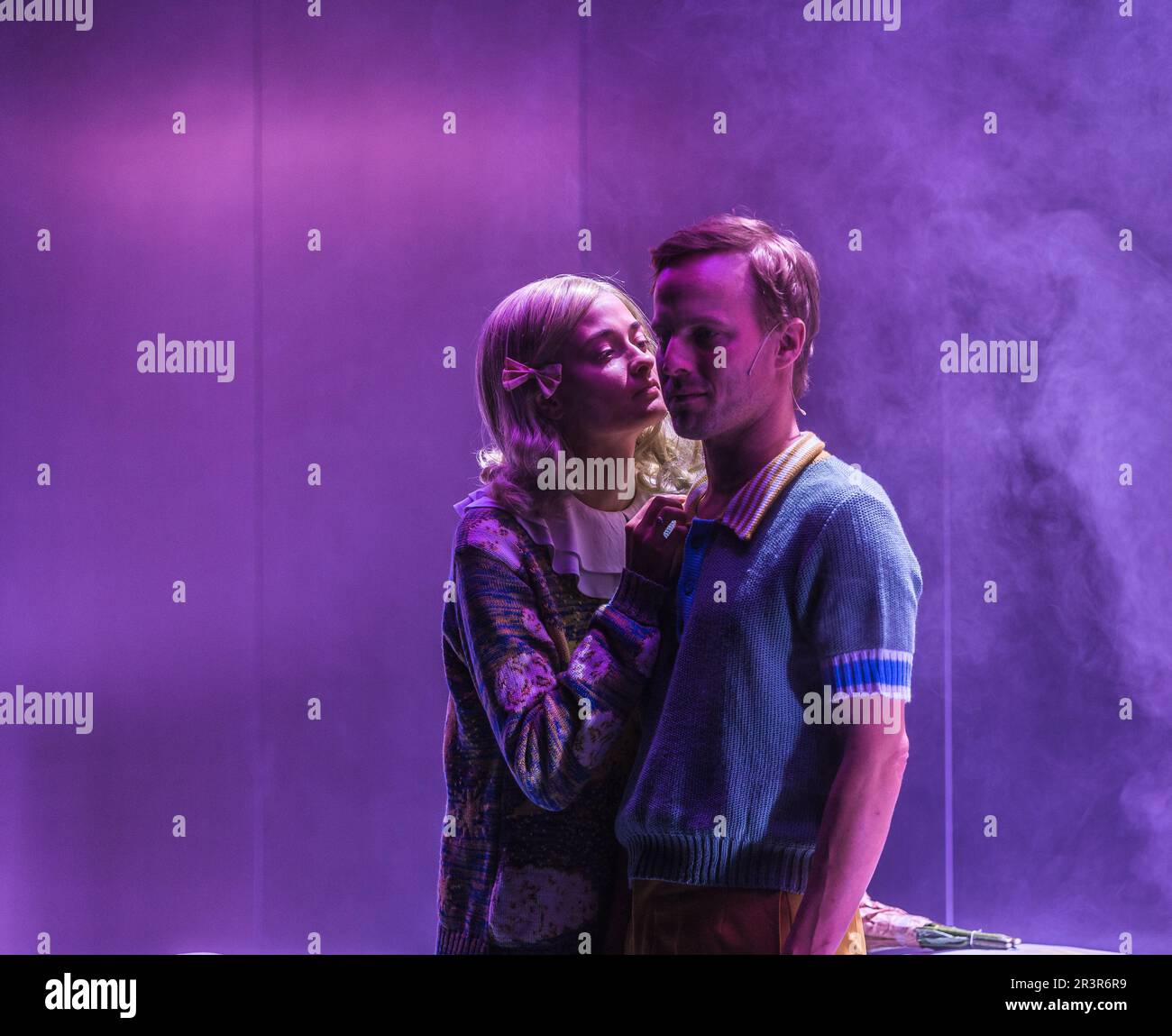 The net world Stock Photo - Alamy