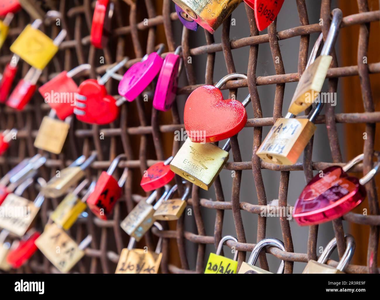 Happiness marriage hi-res stock photography and images - Alamy