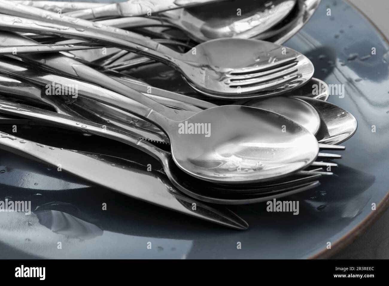 Silver clean hi-res stock photography and images - Alamy