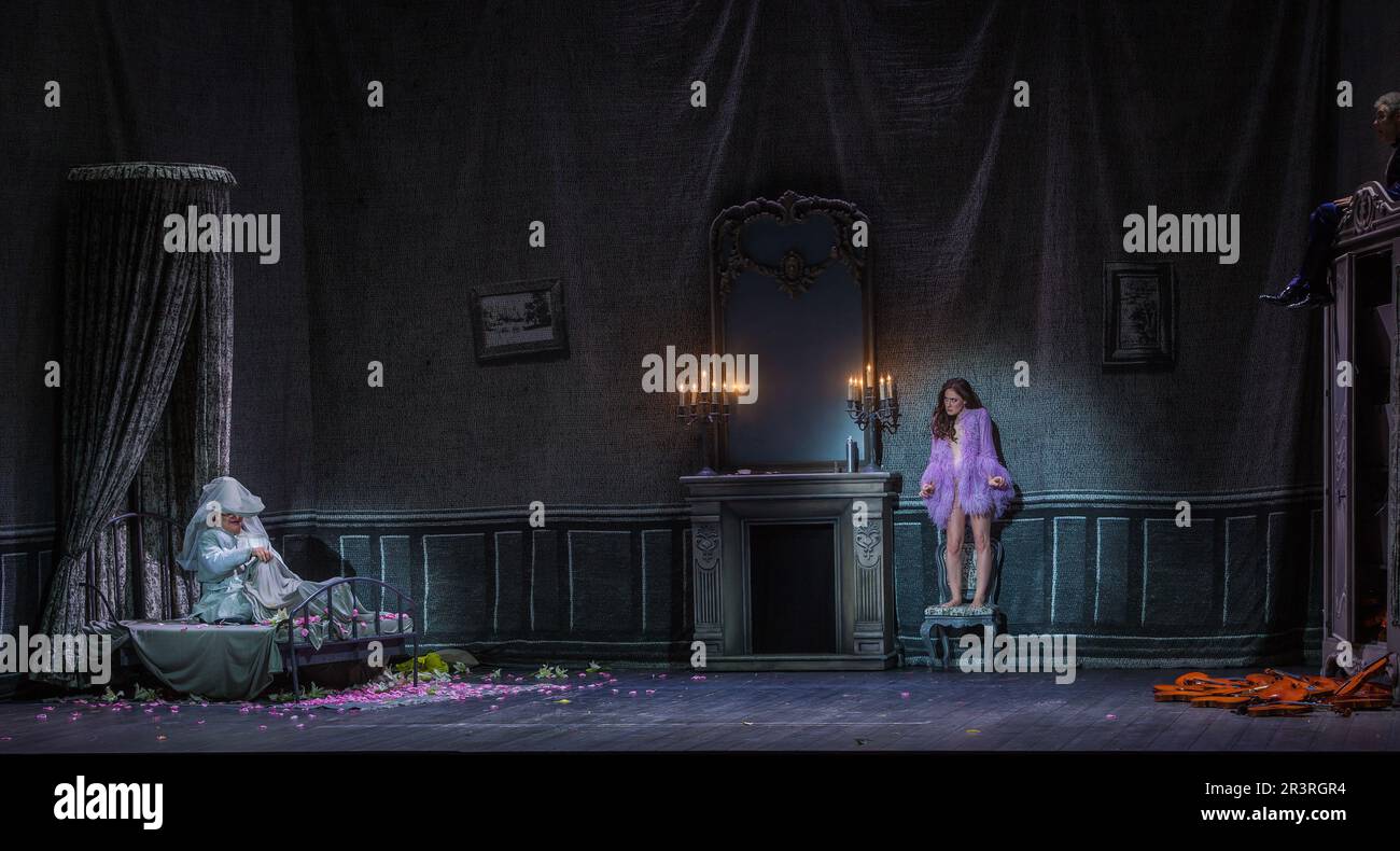 Orpheus in the underworld Stock Photo - Alamy