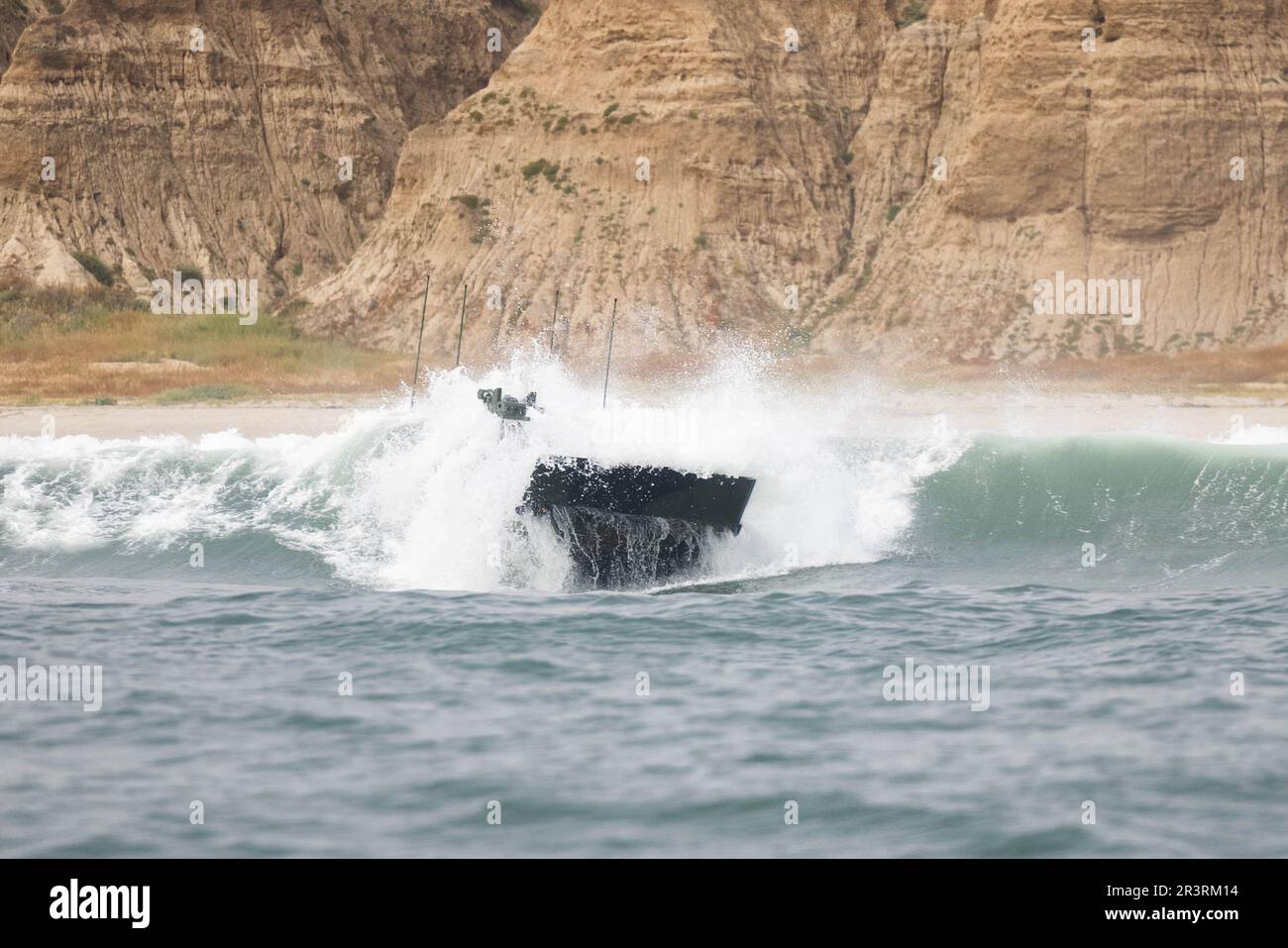 U.S. Marines with 3rd Assault Amphibian Battalion, 1st Marine Division ...