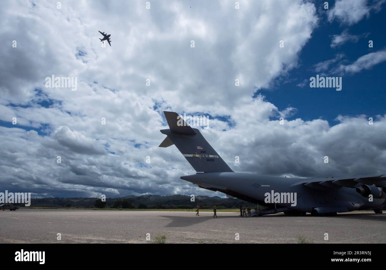 A C-17 Globemaster III aircraft assigned to Travis Air Force Base ...