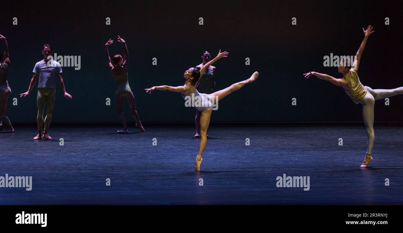 Voices - ballet by David Dawson Stock Photo - Alamy