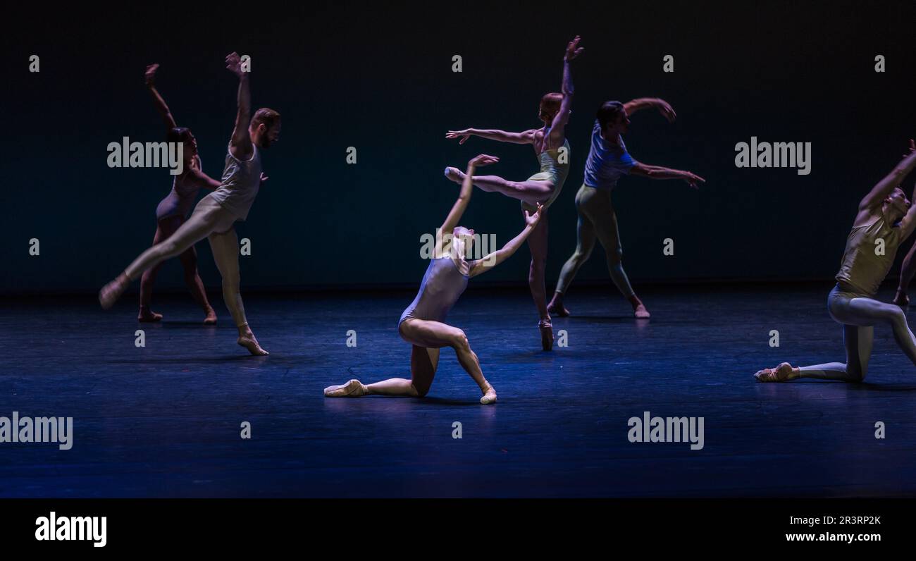 Berlin germany staatsballett berlin hi-res stock photography and images ...