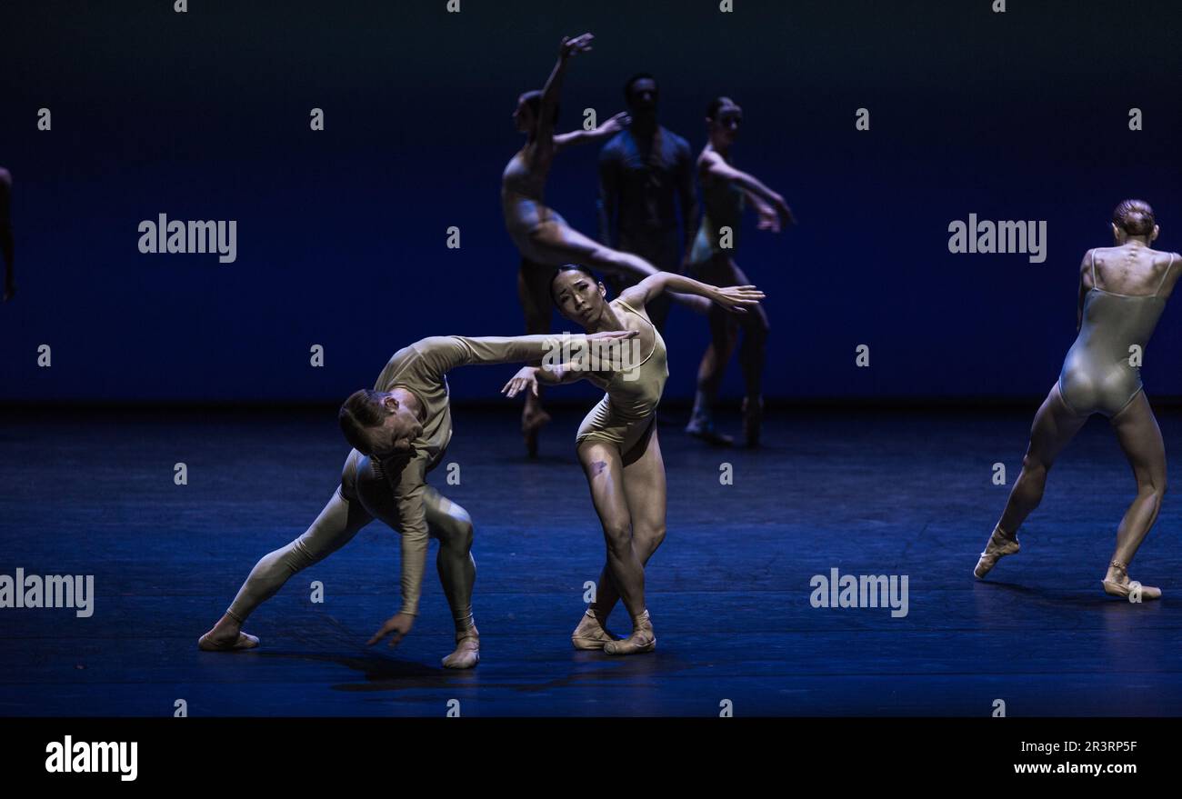 Voices - ballet by David Dawson Stock Photo - Alamy