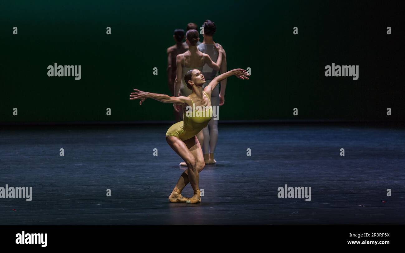 Voices - ballet by David Dawson Stock Photo - Alamy