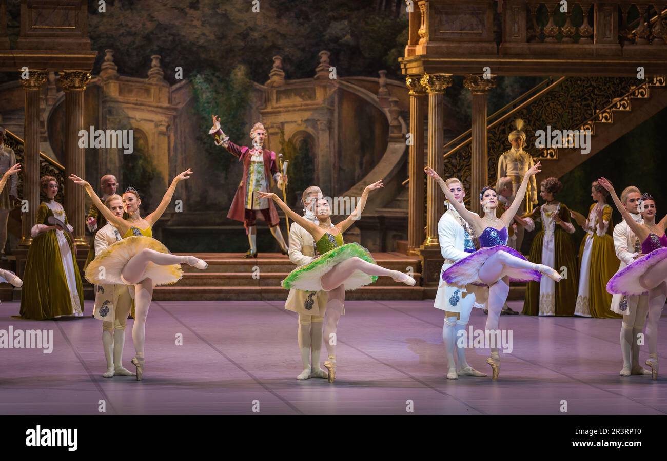 Sleeping Beauty (Berlin State Ballet Stock Photo - Alamy