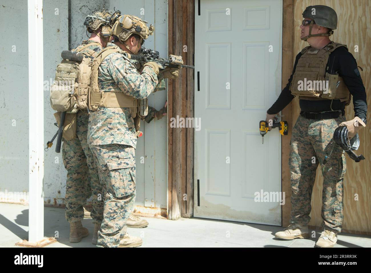 U.S. Marines with 1st Battalion, 1st Marine Regiment, 1st Marine ...