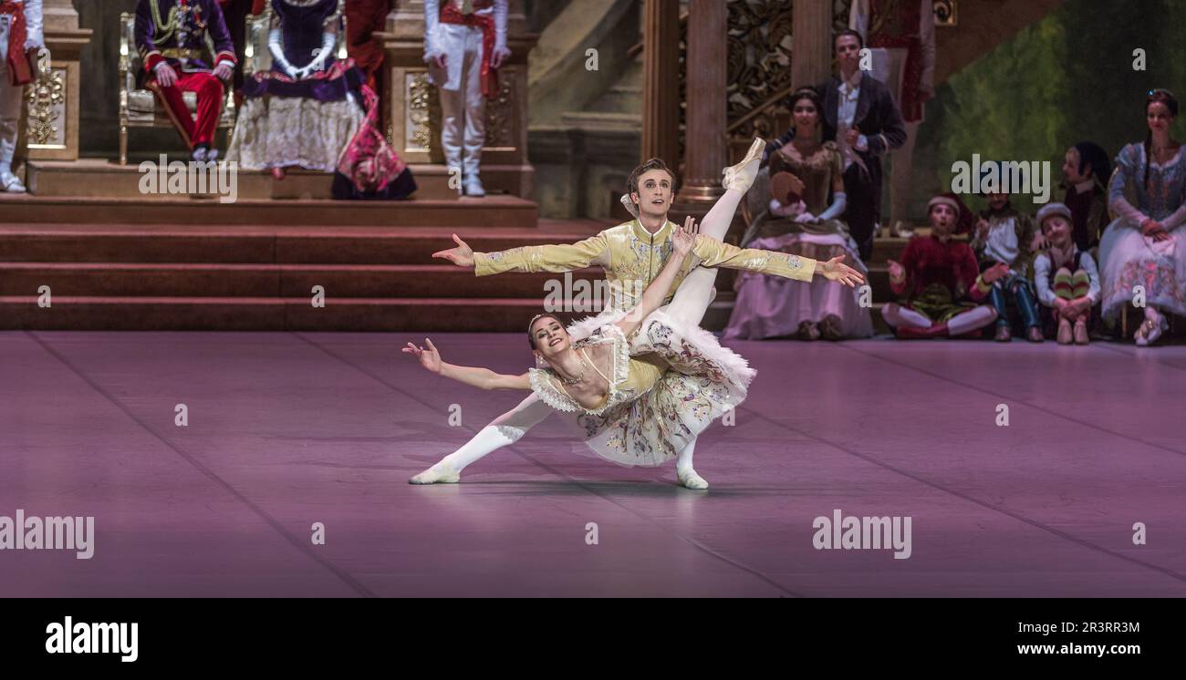 Sleeping Beauty (Berlin State Ballet Stock Photo - Alamy