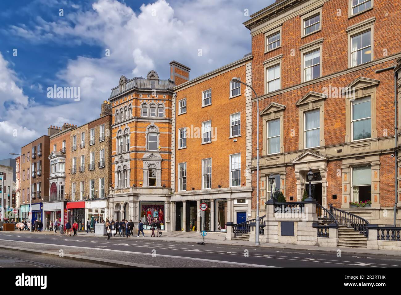 Old dublin street hi-res stock photography and images - Alamy