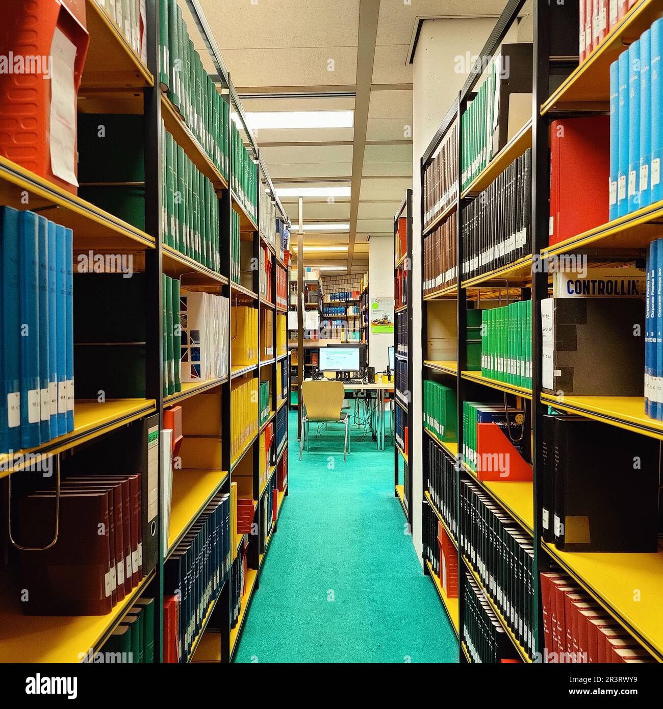 Lehrbuchsammlung hi-res stock photography and images - Alamy