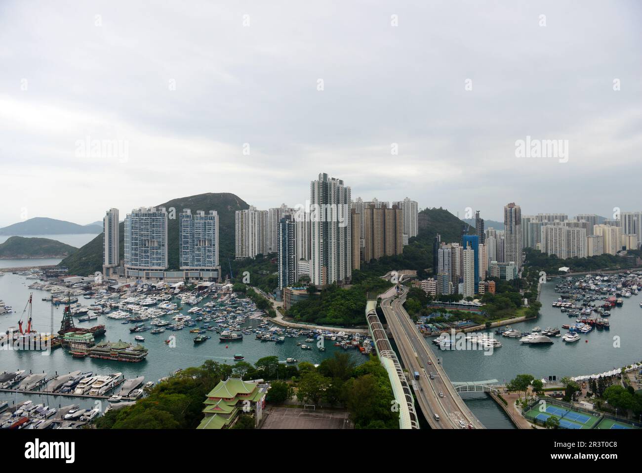 The elevated MTR South Island line track in Wong Chuk Hang, Hong Kong ...