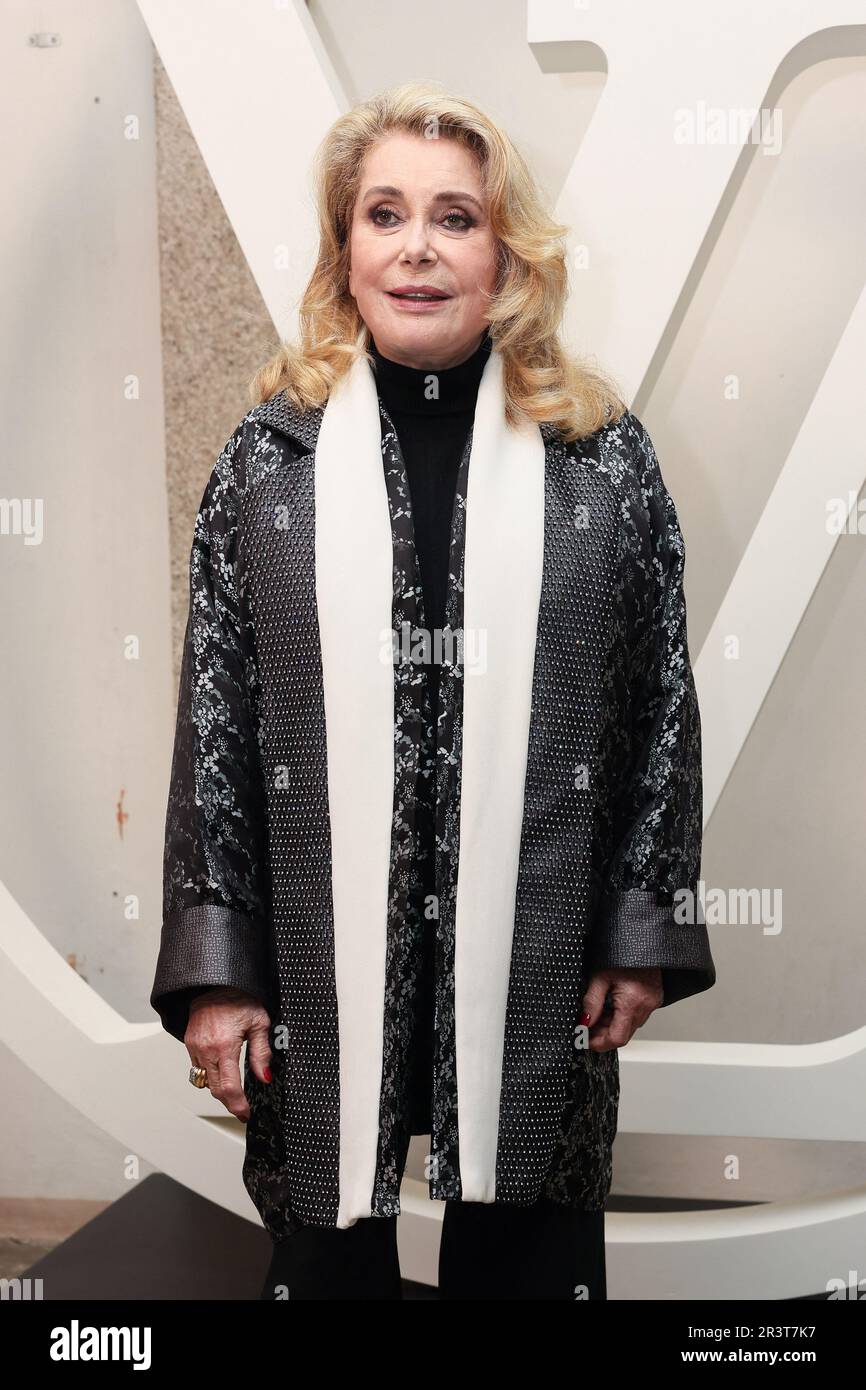 Catherine Deneuve poses at the photocall for Louis Vuitton Cruise ...