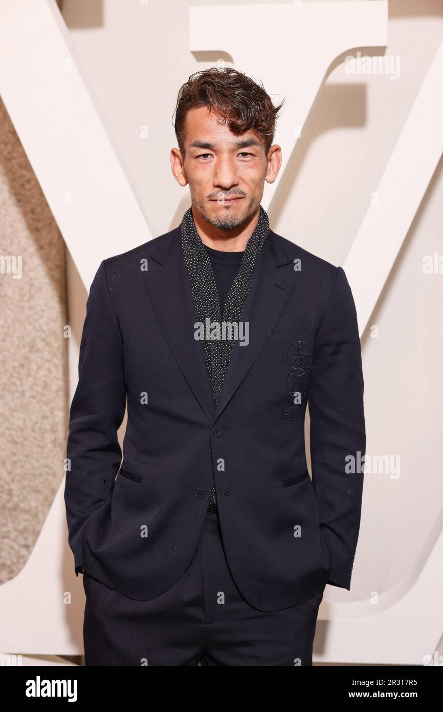 Hidetoshi Nakata poses at the photocall for Louis Vuitton Cruise ...