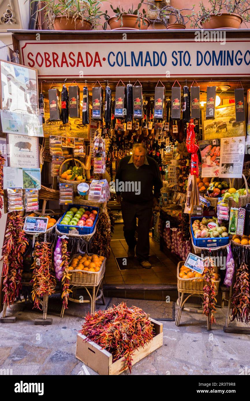 Palma de mallorca colmado santo domingo hi-res stock photography and ...