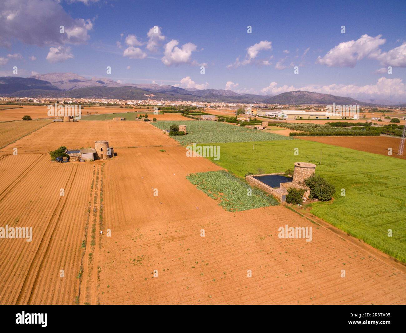 Produccion mineral hi-res stock photography and images - Alamy