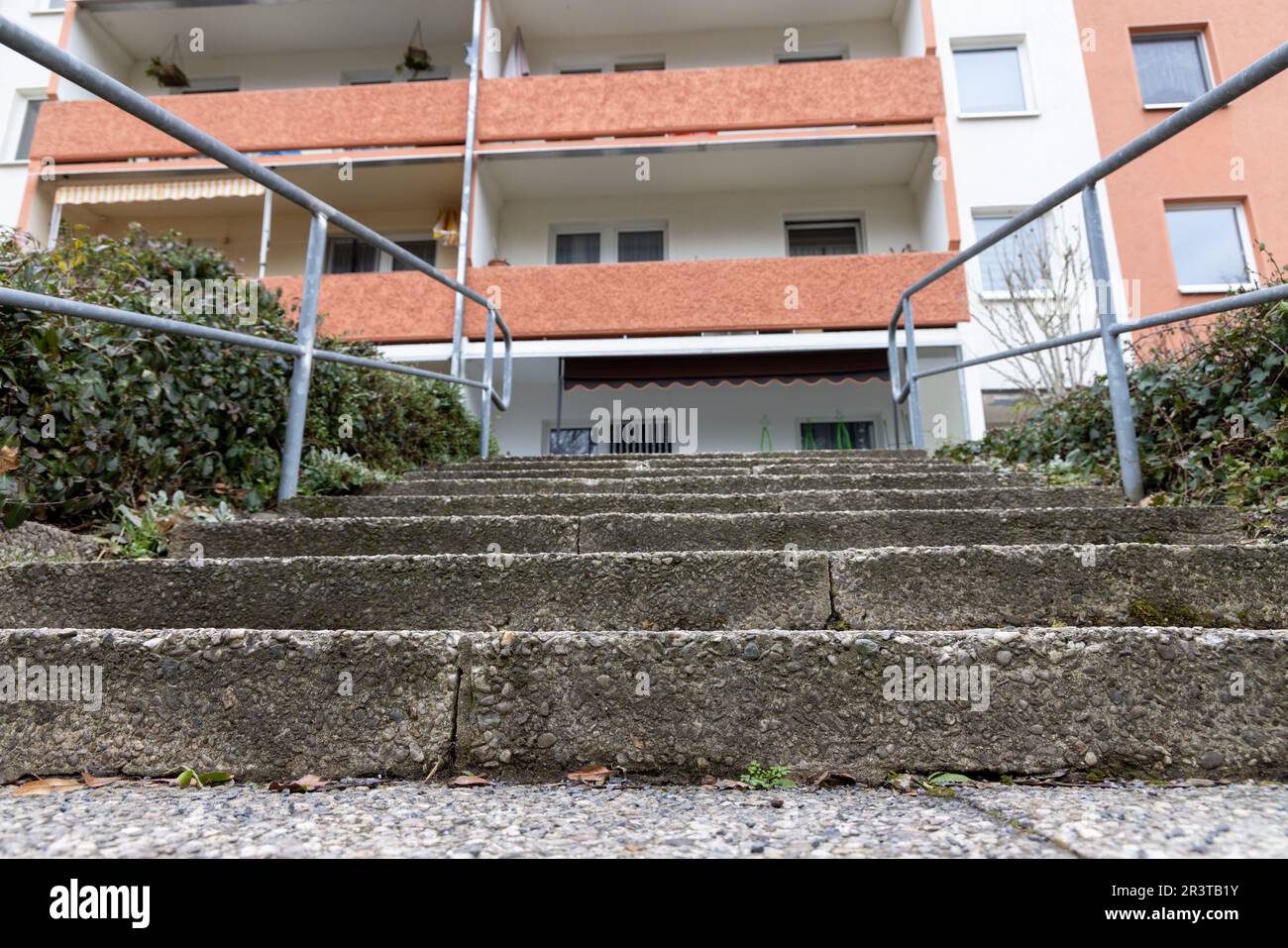 Plattenbau ddr leipzig hi-res stock photography and images - Alamy