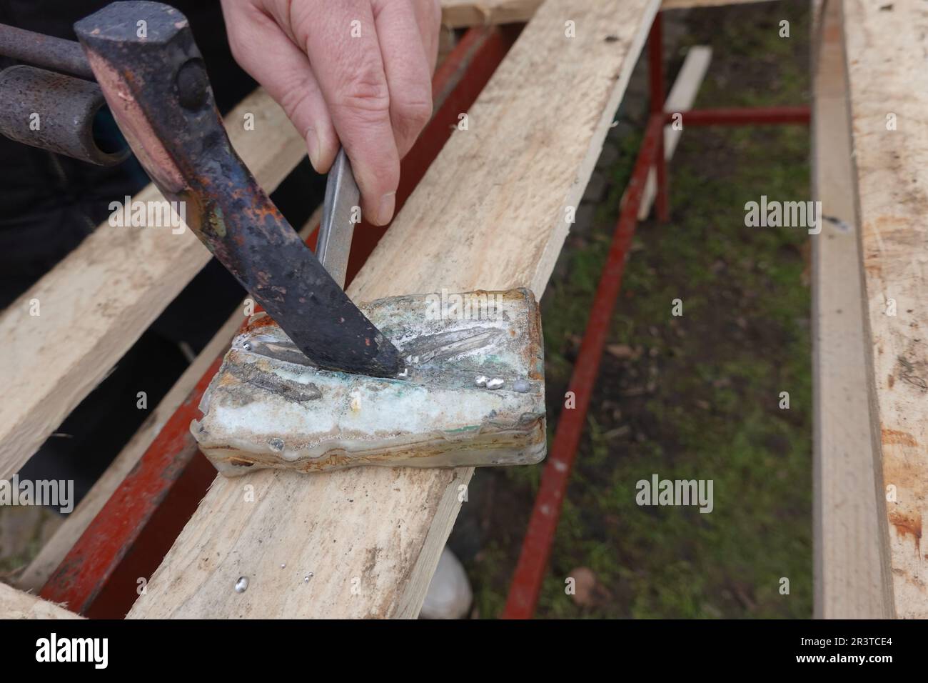 Rinnhaken hi-res stock photography and images - Alamy