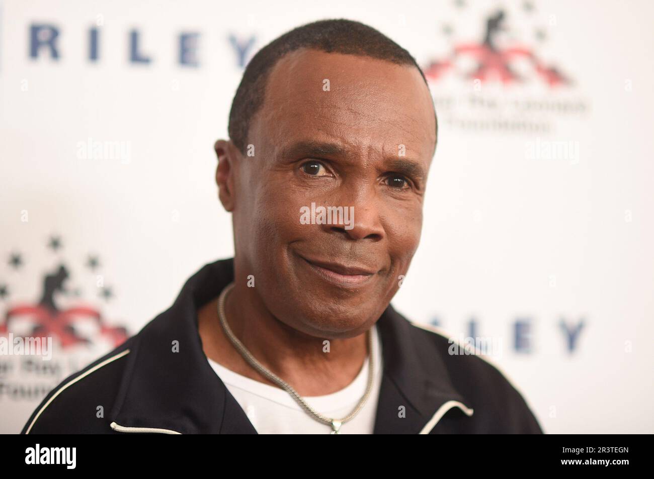 Sugar Ray Leonard arrives at the 12th annual Sugar Ray Leonard ...