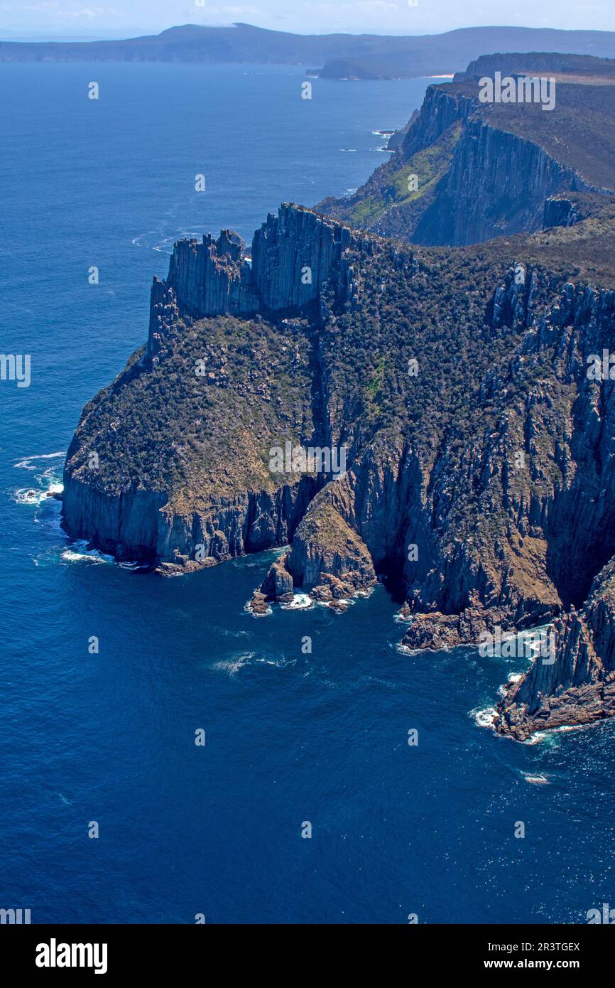 Pillar park hi-res stock photography and images - Alamy