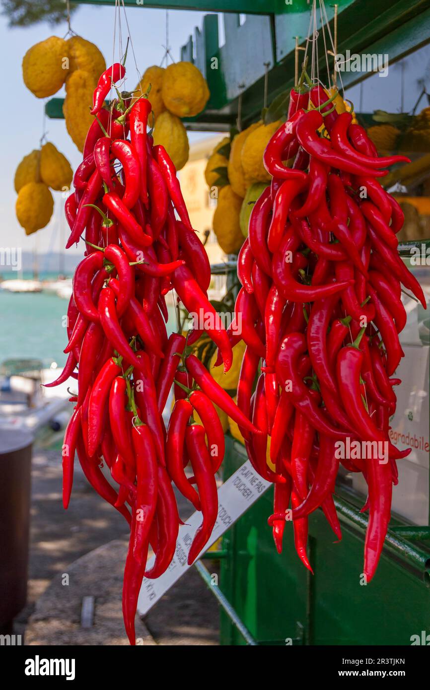Hull fruit market hi-res stock photography and images - Alamy