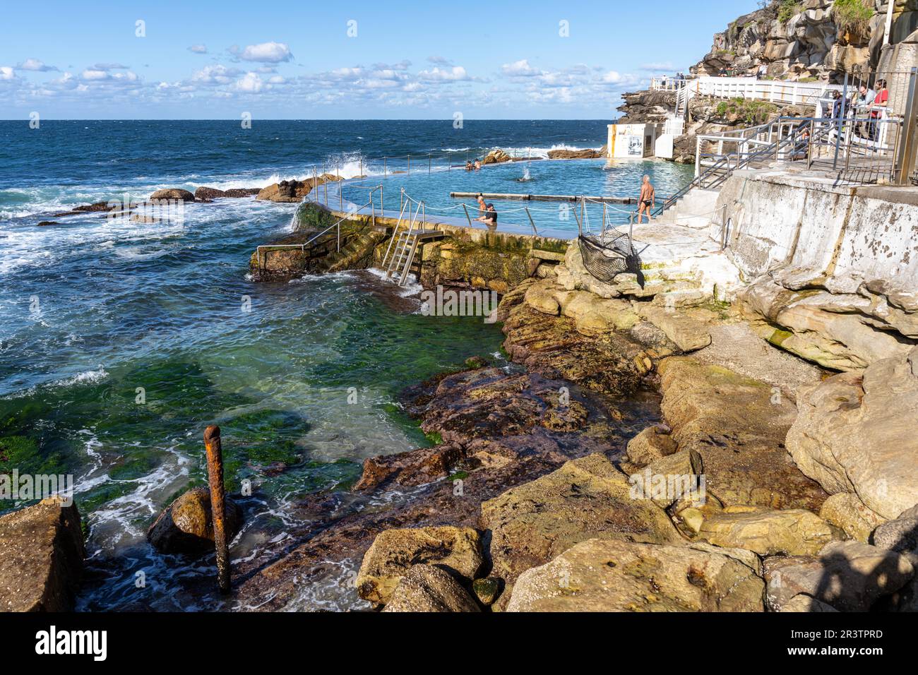 Bronte Baths, Bondi to Bronte Coastal Walk, Sydney New South Wales ...