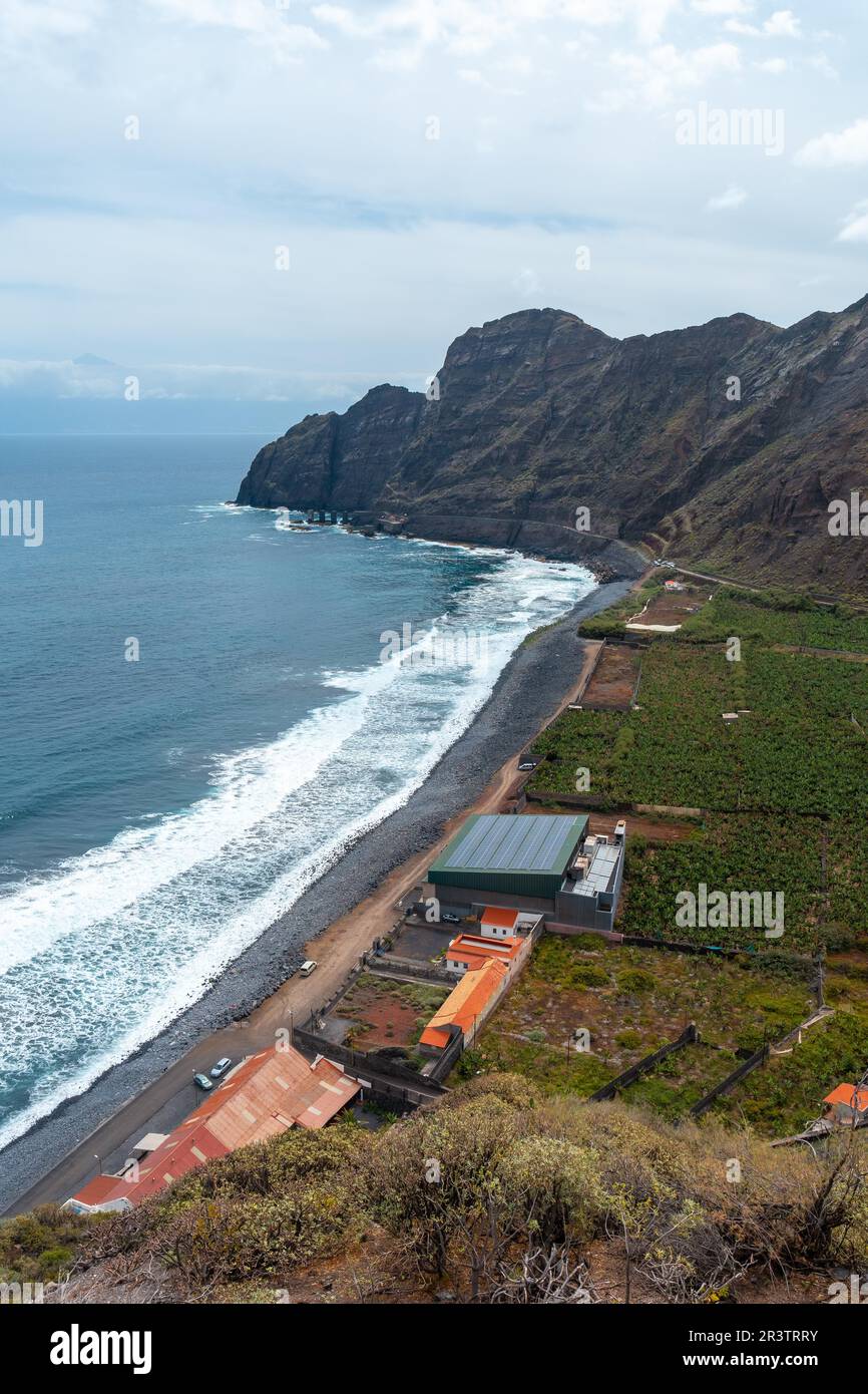 Black beach in the village of Hermigua in the north of La Gomera, Canary Islands Stock Photo - Alamy