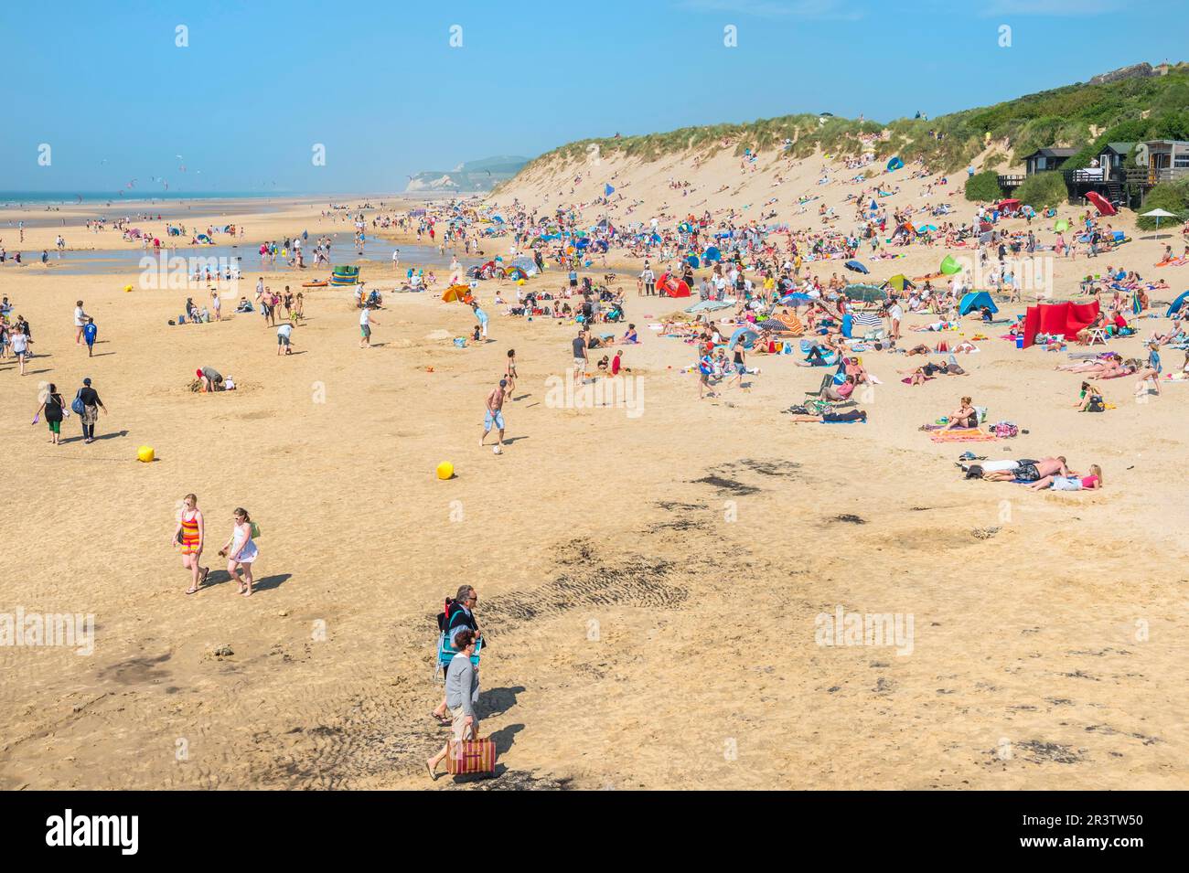 Wissant beach near cap blanc nez hi-res stock photography and images ...