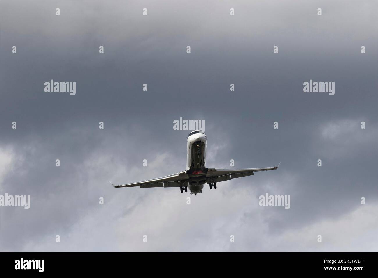 Aircraft on landing approach, Montreal, Province of Quebec, Canada ...