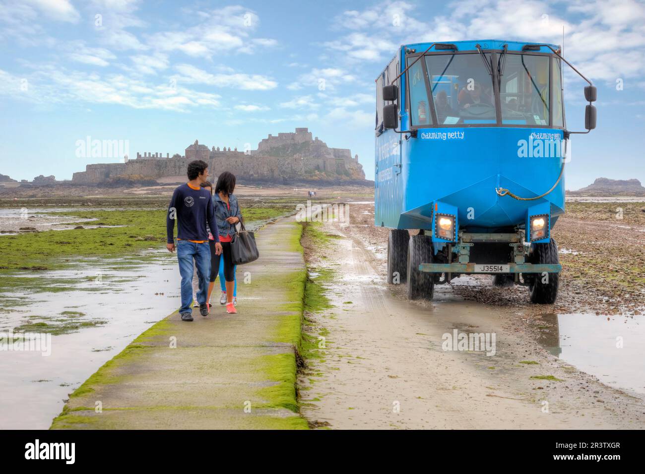 Amphibious vehicle elizabeth castle hi-res stock photography and images ...