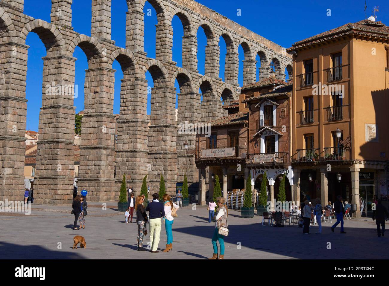 Segovia, Roman Aqueduct, Azoguejo Square, Castile-Leon, Spain Stock ...