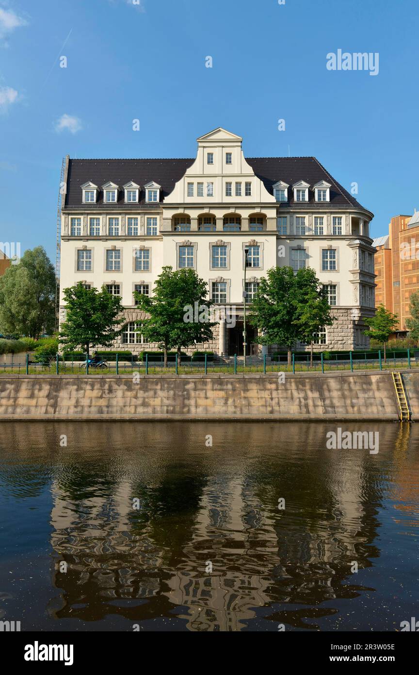 Giz german hi-res stock photography and images - Alamy