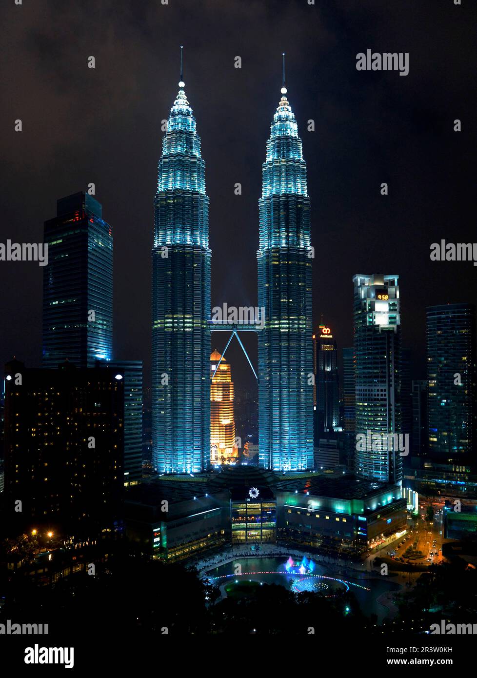 Petronas Towers, Kuala Lumpur, Malaysia Stock Photo - Alamy