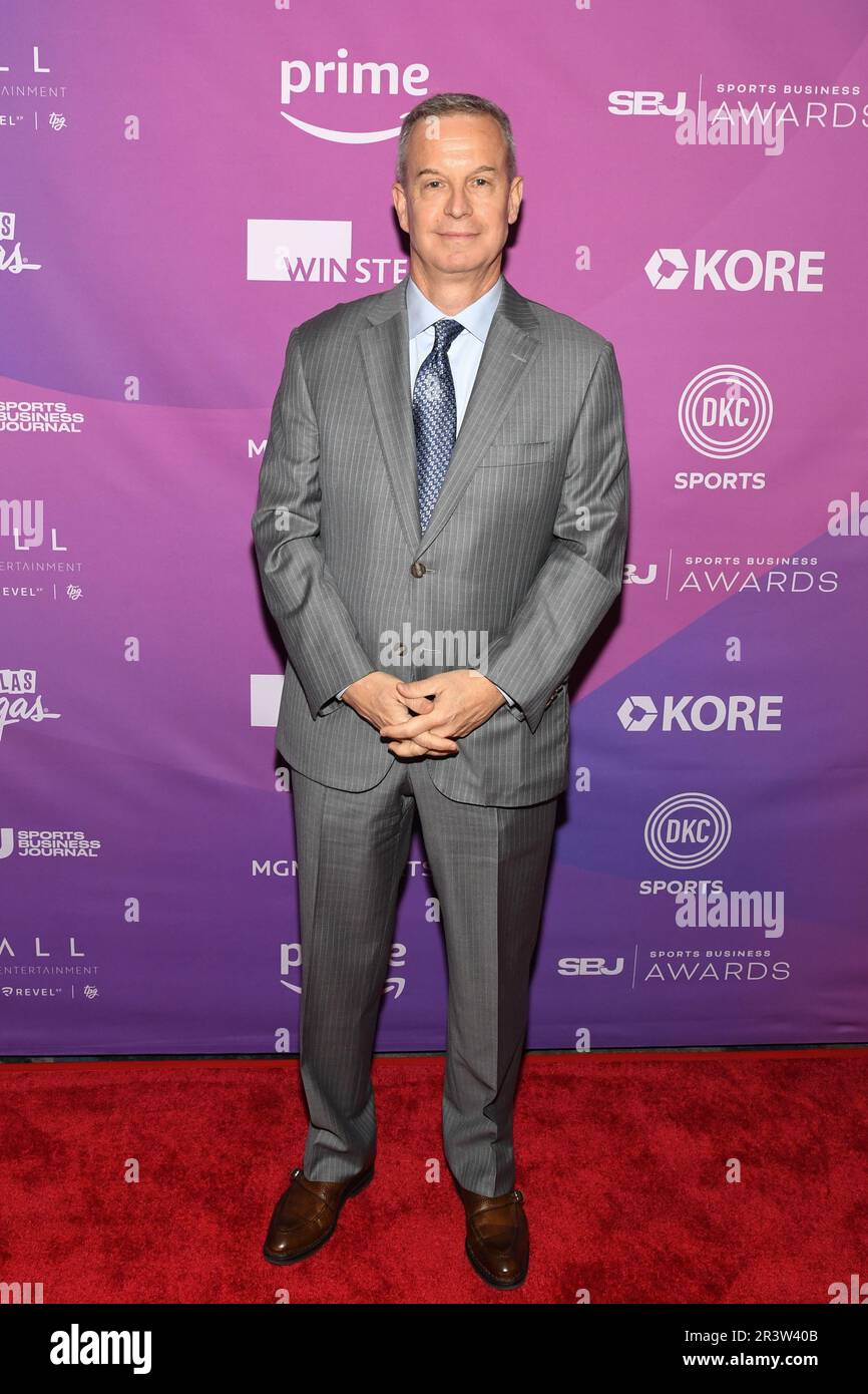 New York, USA. 24th May, 2023. 160/90 President Ed Horne walking the ...