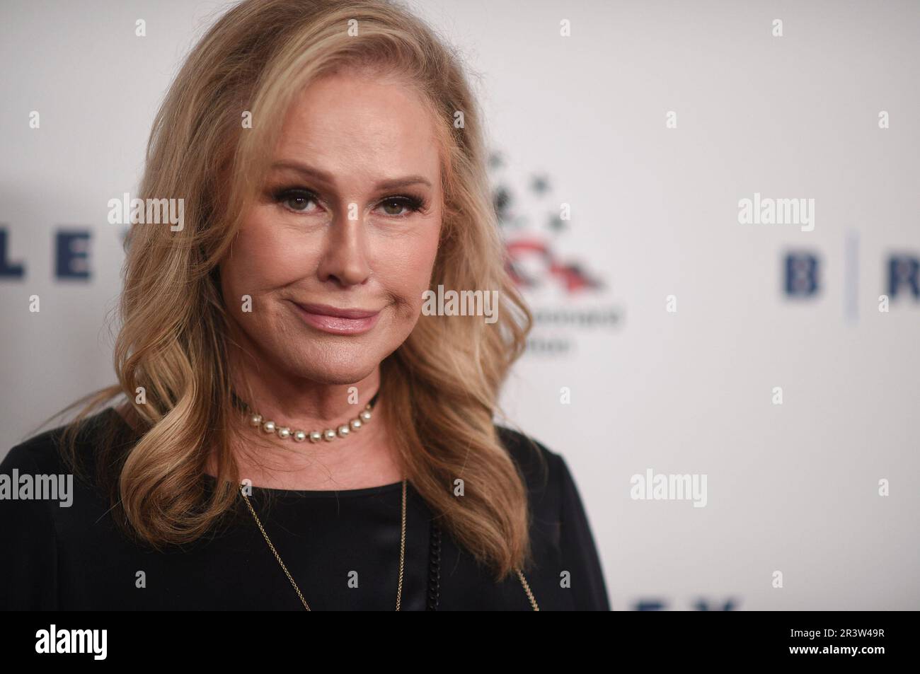 Kathy Hilton arrives at the 12th annual Sugar Ray Leonard Foundation ...