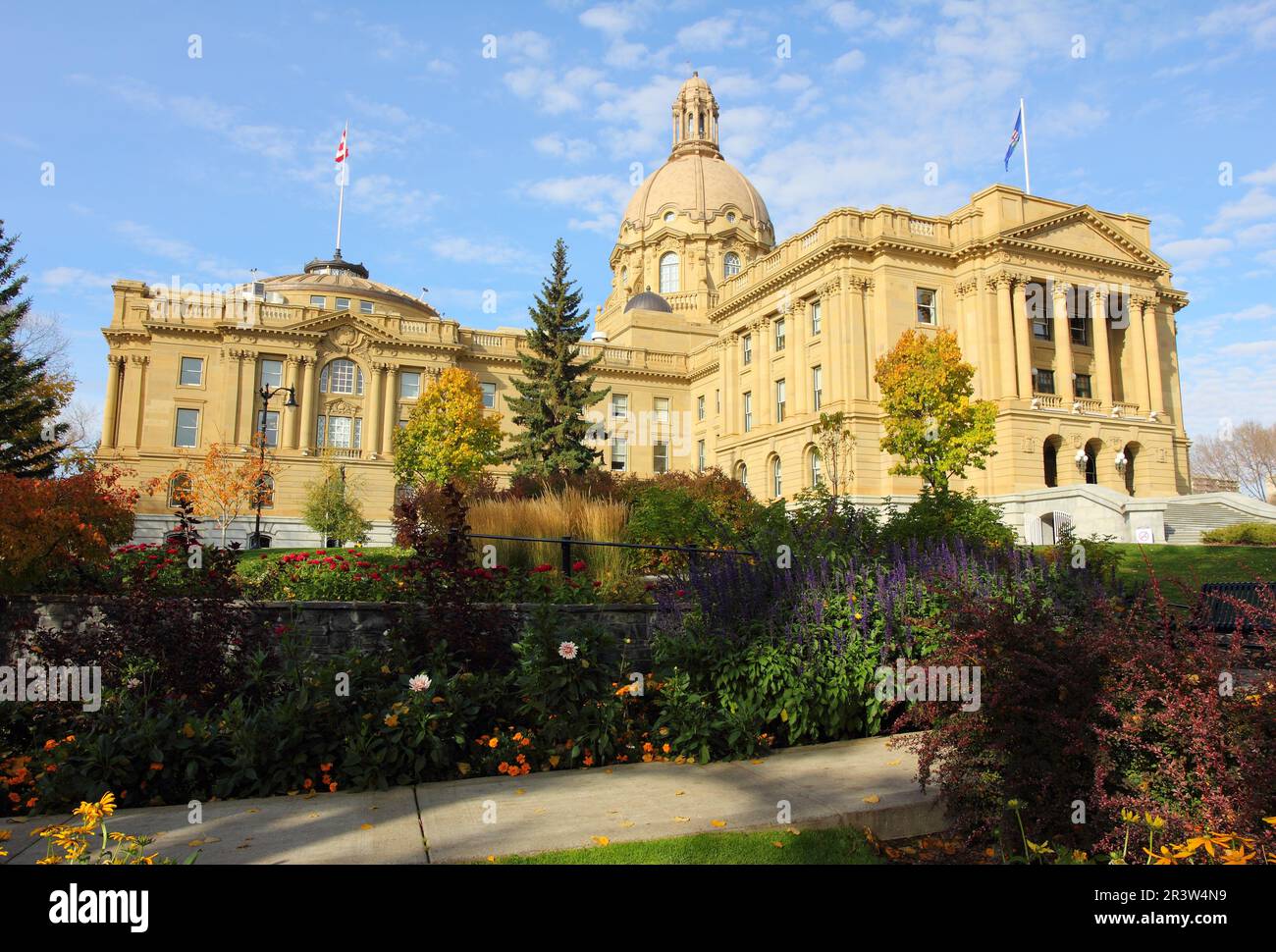 Edmonton architecture hi-res stock photography and images - Alamy